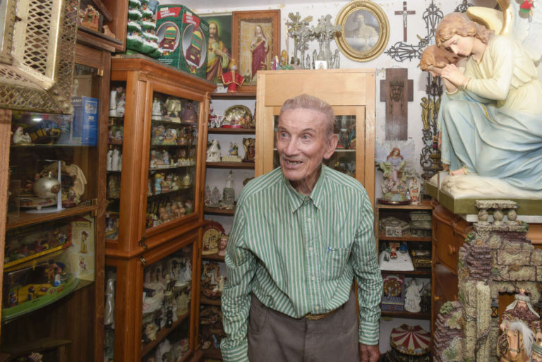 Nativity Sets Archives - Outdoor Nativity Store